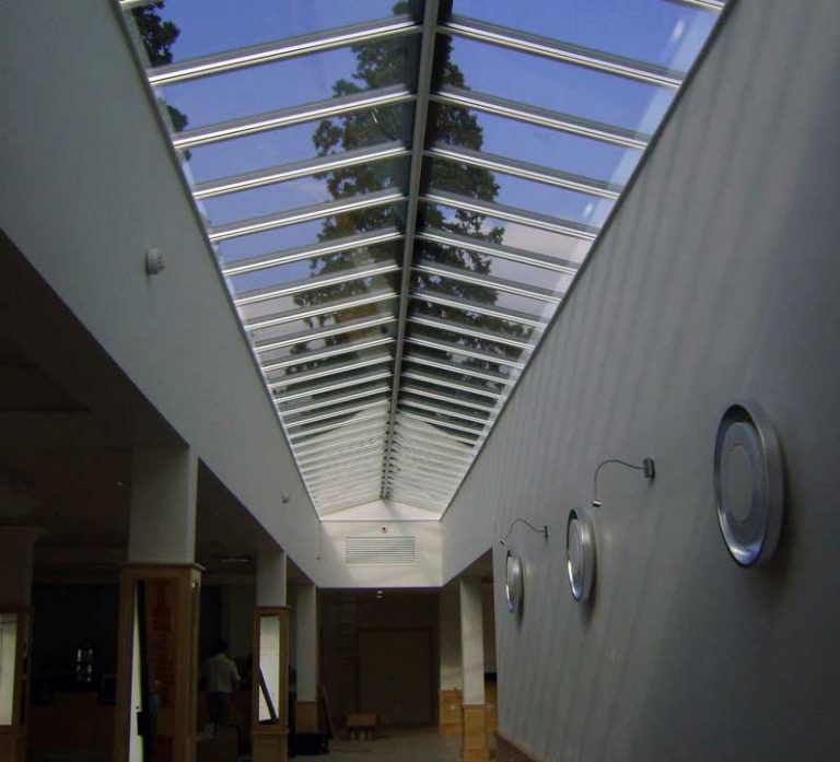 Gable Spanlight – Barn Glass | Glaze & Glazing